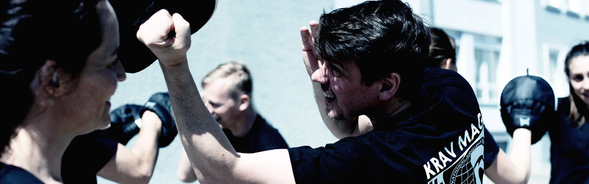 Probestunde für Erwachsene - Krav Maga School